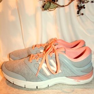 New Balance | Shoes | New Balance Ladies Peachgrey Running Shoes1m ...